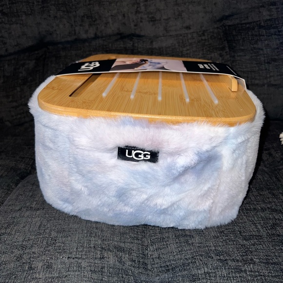 UGG | Tablets & Accessories | Ugg Polar Fur Tye Dye Pink Blue White ...